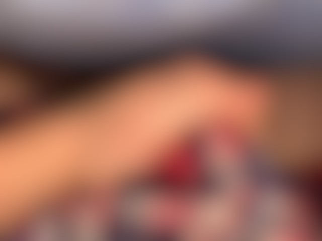 Cum Soaks Through My Boxers Under The Blankets Video Porno Gratis