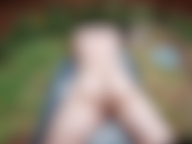 Its Impossible For Me To Sunbathe Naked At Public Picnics I Get Horny 6779